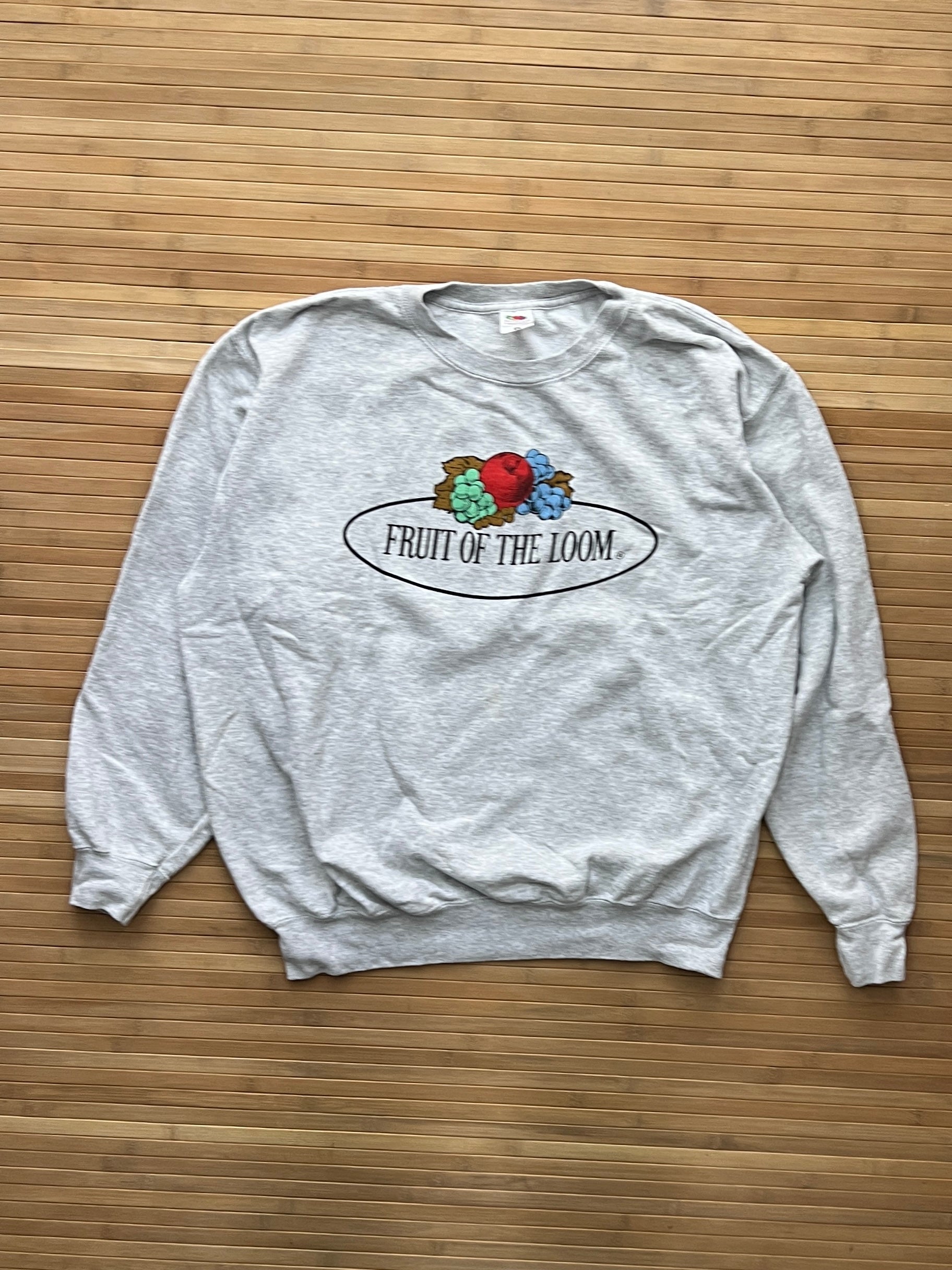 Fruit of the Loom Sweater (M) – Chrono Vintage